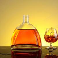 China Rubber Stopper Sealing Type 500ml Glass Wine Bottle for Vodka Brandy Gin Spirit for sale