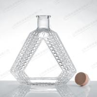 China Customized 500ml Square Glass Bottle for Liquor 50cl made of Healthy Lead-free Glass for sale