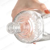 China Customized 700ml 750ml 1000ml Square Glass Wine Alcohol Drinking Bottle Vodka Whisky Gin Bottle With Heat Shrink Cap for sale