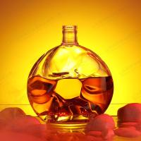 China Clear 750 Ml Bottles White Wine Empty Liquor Glass Bottle Vodka Whisky Custom Shape for sale
