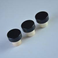 China Wooden Cover for Healthy Lead-free Glass Bottle Wine Cork and Customized Bottles of Wine for sale