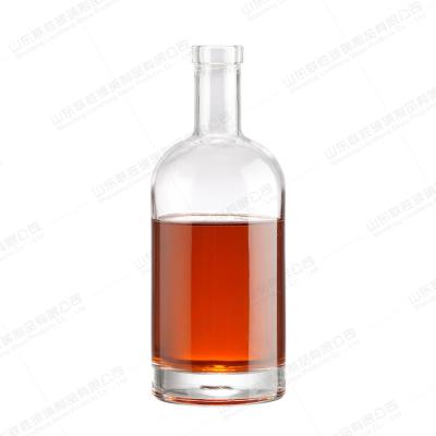 China Glass Vodka Bottles Made of Glass with OEM/ODM Acceptable Material and Body for sale