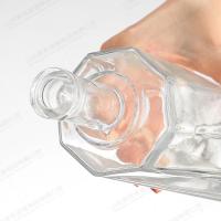 China Bottle color Customized Luxury XO Brandy 700ml Glass Spirit Bottles with Glass Cap for sale