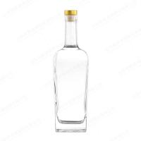 China Customized Glass Bottle 70cl 75cl Square Whiskey Spirit Glass Bottle with Custom Cork for sale