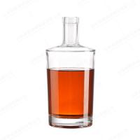 China OEM/ODM Acceptable 750ml Thick-bottomed Prismatic Glass Bottle for Vodka for sale