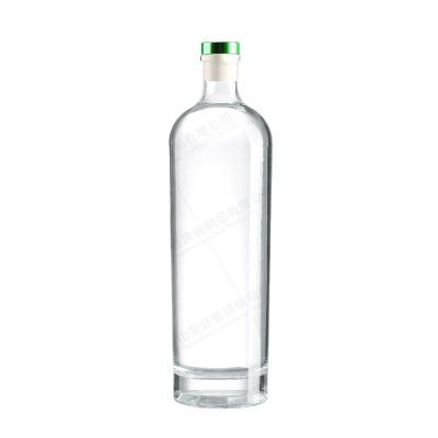 China Clear 500ml 700ml 750ml 1000ml Liquor Glass Bottle with Acceptable Customer's Logo for sale