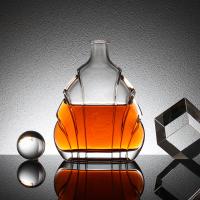 China 750ml Clear Transparent Glass Wine Bottle for Whisky/Vodka/Liquor Customization Logo for sale