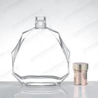 China Custom Size Accepted Glass Bottles for Vodka XO Whisky Brandy Shape in 350ml 550ml 750ml for sale