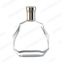 China Custom Size Accepted Glass Bottles for Vodka XO Whisky Brandy Shape in 350ml 550ml 750ml for sale