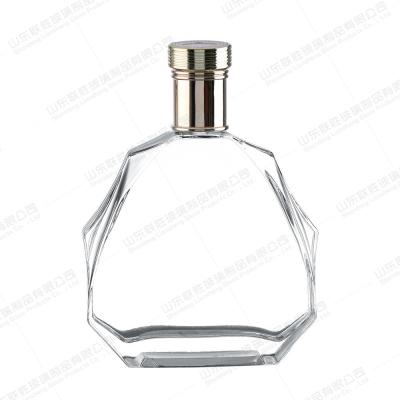 China Custom Capacity Luxury Bottle Cap Octogonal Flat Glass Liquor Whiskey Vodka Wine Bottle for sale