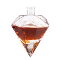 China ODM 500ML 1000ML Glass Crystal Diamond Water Bottle For Brandy for sale