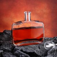 China 750ml Glass Bottle for Beverage Base Material Glass Industrial Whiskey Vodka Gin Rum for sale
