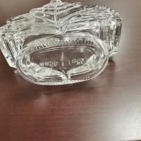 China Glass Collar 50ml Empty Maple Leaf Shaped Crew Top Glass Bottle 100ml Mini Glass Bottle for sale