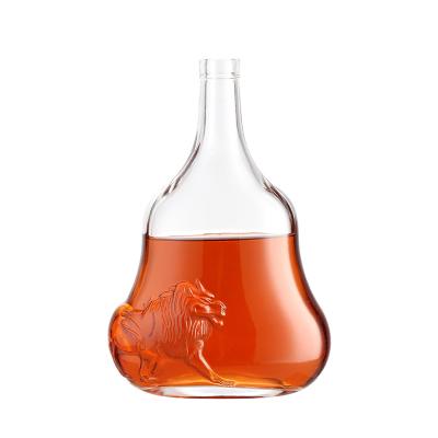 China Collar Material Glass 500ml 1000ml Clear Tabular Glass Bottle for Vodka Brandy Whiskey for sale