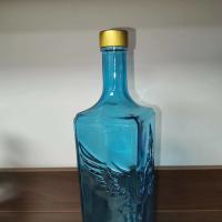 China 500ml 750ml 700ml 1l Transparent Blue Sky Ocean Color Spirit Glass Bottle for sale