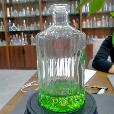 China Green Glass Liquor Bottle Empty 750ml 25oz for Custom Color Vodka Gin Tequila Rum for sale