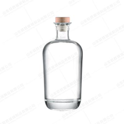 China Transparent Super Flint Glass Bottle with Cap Cover 700ml 750ml Custom Size Accepted for sale