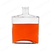 China Glass Decanter 750ml For Whiskey And Juice OEM ODM With Rubber Stopper for sale