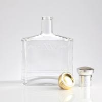 China Healthy Lead-free Glass 750ml 1000ml Transparent Vodka Glass Liquor Bottle with Cork for sale