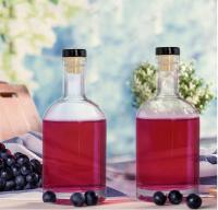 China Beverage Glass Bottle for Custom Design Clear Bordeaux Wine Bottle Vodka Glass Bottle for sale