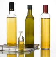 China 100ml 250ml 500ml 750ml 1L Square Marasca Glass Bottle for Cooking Oil Customized Bottle Color for sale