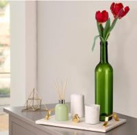 China Green Wine Glass Bottles with Rubber Stopper Sealing Type Acceptable Customer's Logo for sale