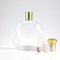 China Customized Color Glass Bottles for Beverage Industrial Whisky Gin Brandy 500ml 750ml for sale