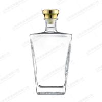 China Customized Bottle Color Whisky Liquor and Wine Square Glass Bottle with Cap in Custom Size for sale