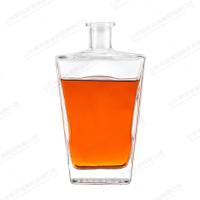 China Customized Bottle Color Whisky Liquor and Wine Square Glass Bottle with Cap in Custom Size for sale