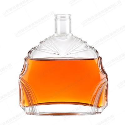 China Clear Glass 500ml 750ml Triangle Shape Liquor Rum Gin Whisky Alcoholic Tequila Bottle for sale