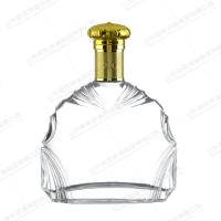 China Clear Glass 500ml 750ml Triangle Shape Liquor Rum Gin Whisky Alcoholic Tequila Bottle for sale