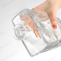 China Hot Stamping Surface Handling Customized 500ml 750ml 700ml Glass Bottles for Beverage for sale
