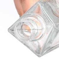 China Glass Bottle for Gin Vodka Whisky Tequila Liquor with Stopper Customized Bottle Color for sale