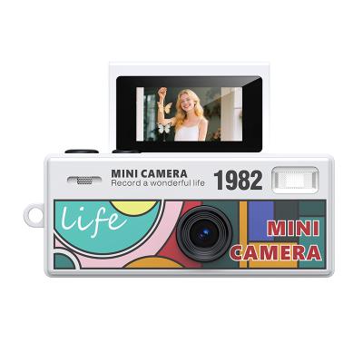 China Portable 720P Retro Mini Trendy Toy Thumb Digital Camera with 0.96-Inch Flip Screen and 200mAh Battery Wearable Classic Camera for sale