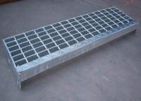 China Hot-Dip Galvanized Steel Grating with 25-100mm Bearing Bars and 38-120mm Cross Bar Pitch for Industrial Use for sale
