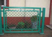 China Chain Link Fence 1.8-5.0mm Wire Diameter with 40-100mm Mesh Sizes for Industrial and Residential Use for sale