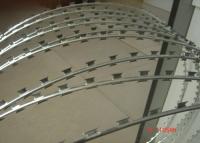 China Razor Barbed Wire Security Fencing - 2.5mm Core Wire with 0.5mm Blade Thickness for Perimeter Protection for sale