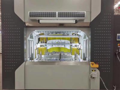 China Automatic Vibration Friction Welding Machine 200MM Ving Table For Plastic Filter for sale