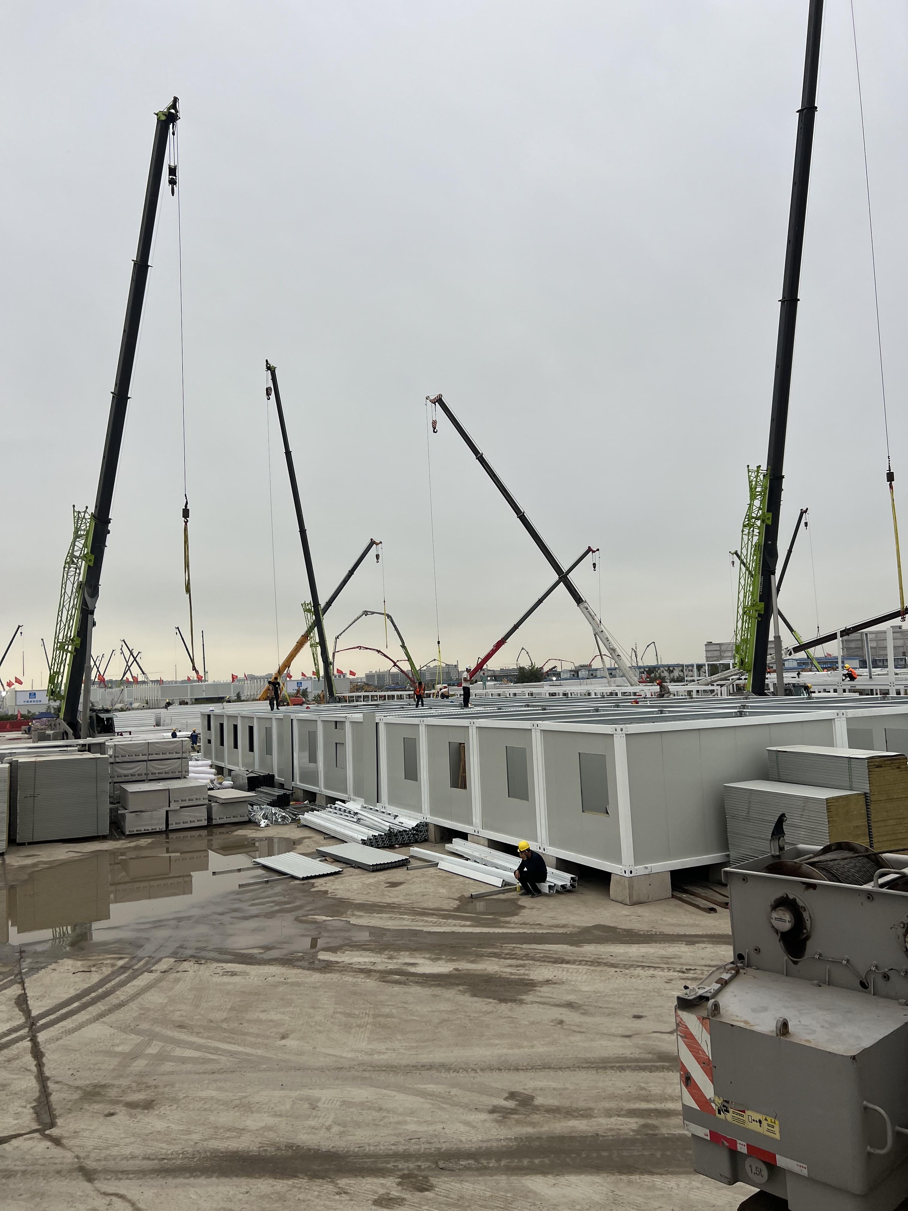 Installation process of detachable container house