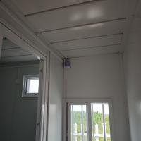 China Detachable Container House With White Panel And Front Sunshade for sale