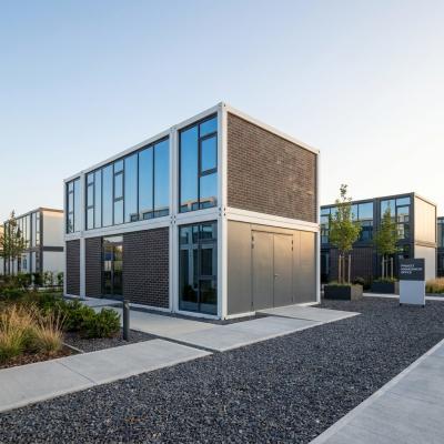 China Prefab Container Housing Apartments 20ft Detachable FlatPack Container House for sale