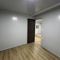China Nordic Red Cedar Expandable Villa 20 sqm 40HQ Load 4 Sets Foldable Prefab House for sale