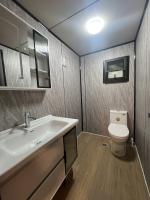 China Prefabricated Expandable Container Villa 38-75 sqm Insulated Wood Cladding for AirBnB Resort for sale