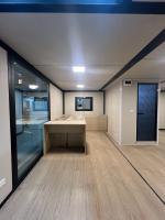 China Prefabricated Expandable Container Villa 38-75 sqm Insulated Wood Cladding for AirBnB Resort for sale