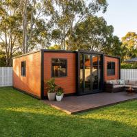 China 20ft Expandable Container House for Texas Suburban ADUs - Warm Cedar Finish for sale