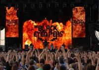China SMD 3 in 1 P4.81 Outdoor Rental LED Screen HD Stage LED wall panels for sale