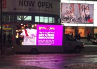 China Canada Truck Mobile Outdoor Advertising LED Display 6x3m 6000nits Brightniess for sale