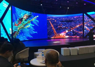 China 3.9mm Pixel Pitch Slim LED Display Indoor Curved LED Display For Exhibition TV Station for sale