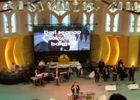 China Ultra Thin P1.6 Indoor Fixed Led Screen for Church Environment Friendly for sale