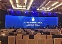 China Pixel Pitch 3.91mm Stage LED Screens Full Color Display SMD2121 Die Casting Aluminum Panel for sale